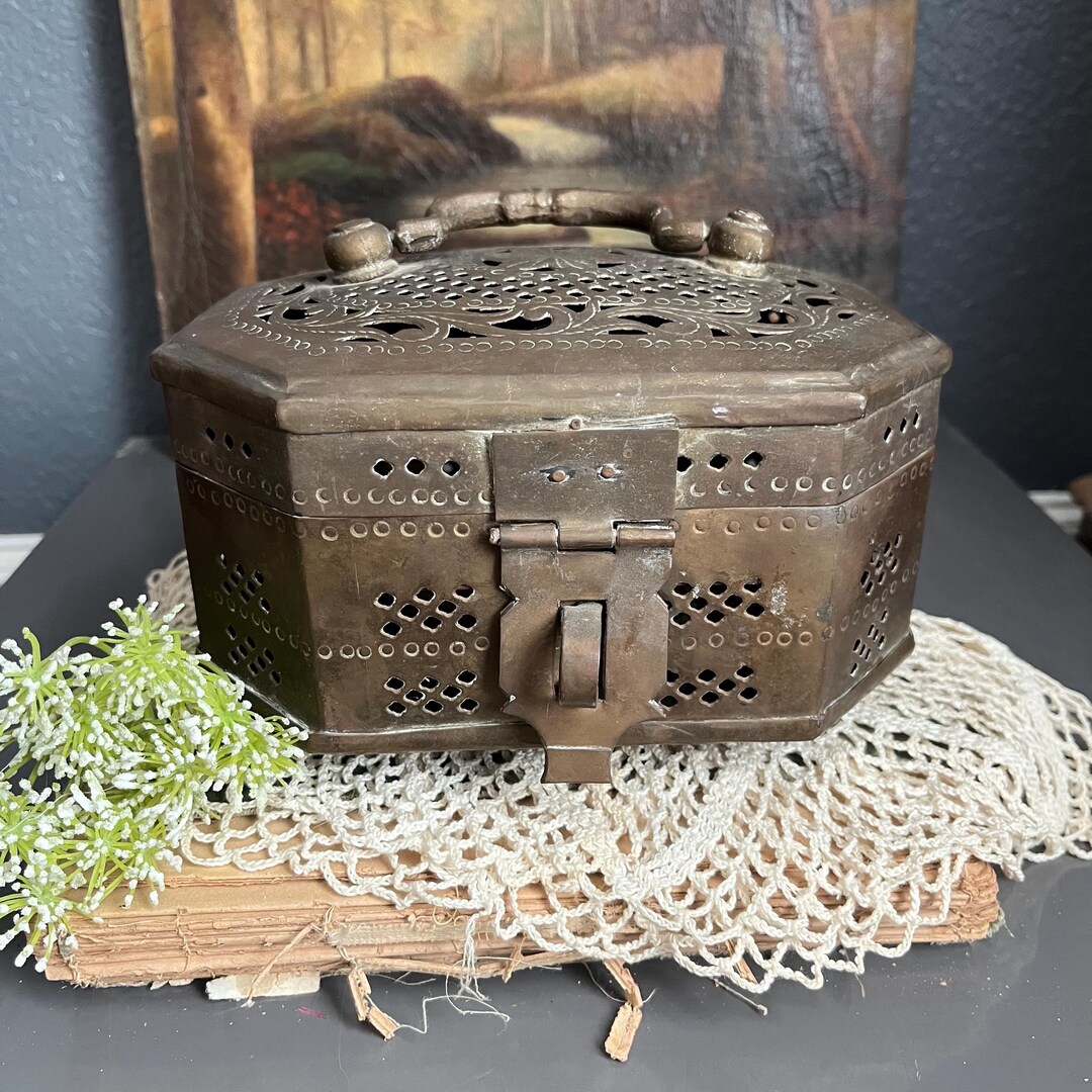 Vintage Cricket Box Brass Storage Display Ornate Dragon Brass Gold ...
