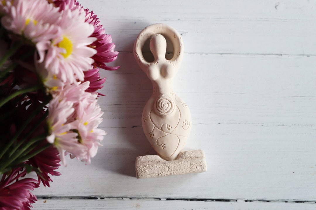 Spring Goddess Figurine, Ostara, Altar Decor, Pagan Decor, Wiccan Decor ...
