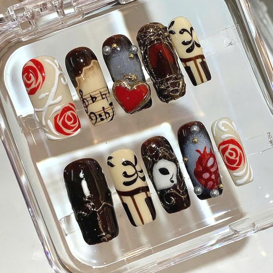 Phantom of the Opera Press on Nails: Gothic Rose Music Note Nail Art - Etsy