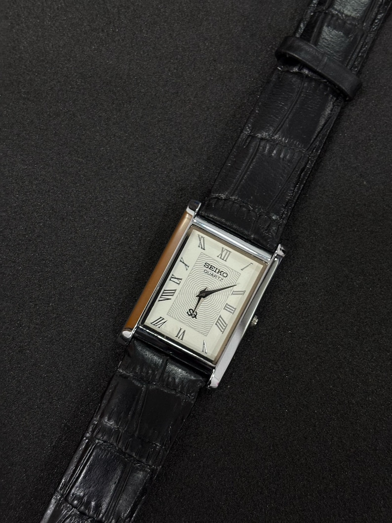 Vintage Seiko Rectangular Quartz Watch Slim Tank Style Men’s Wristwatch ...