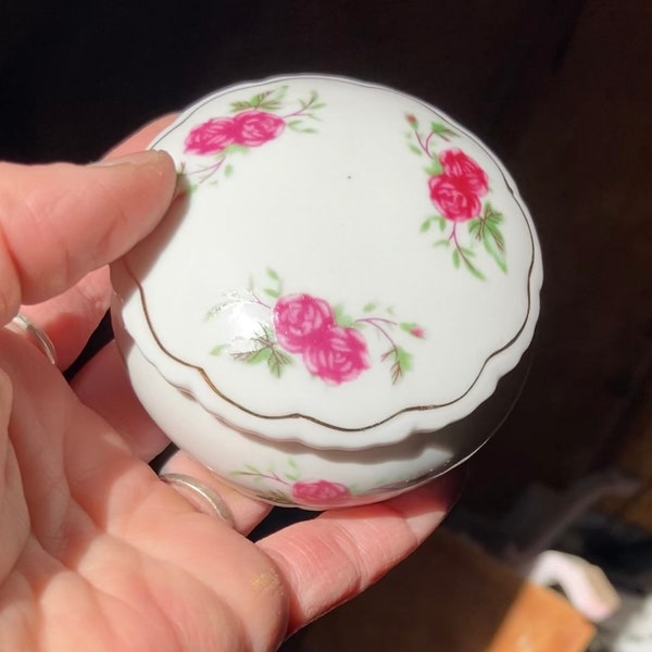 Tiny Trinket Box - Etsy