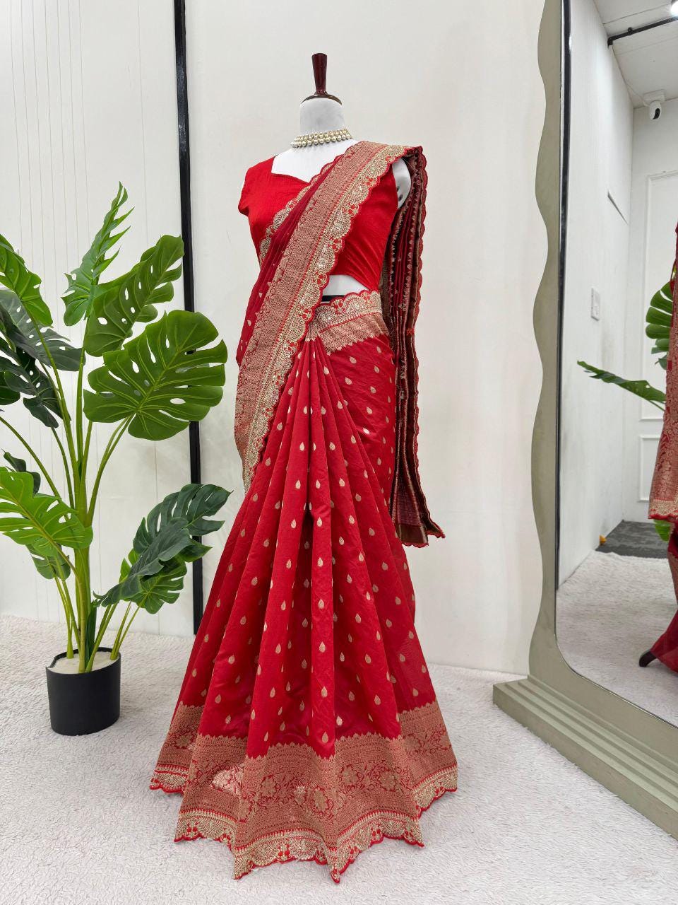 Red Kota Silk Saree: Coding Lace, Mono Benglori Blouse - Etsy