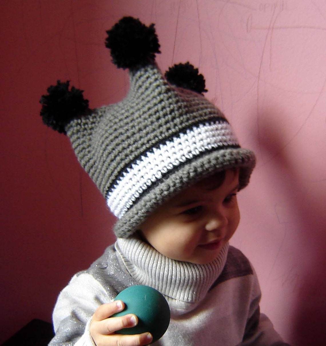 PDF Three Poms Hat DOWNLOADABLE Crochet Pattern No076 All - Etsy