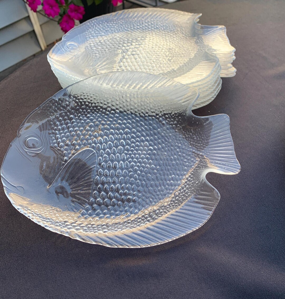 Fish Plate 1970s by Arcoroc Poisson Vintage Clear Glass Fish Plates ...