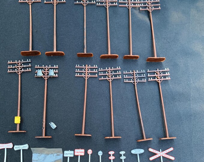 Vintage HO Scale Lot of Power Poles Rail Road Signs - Etsy