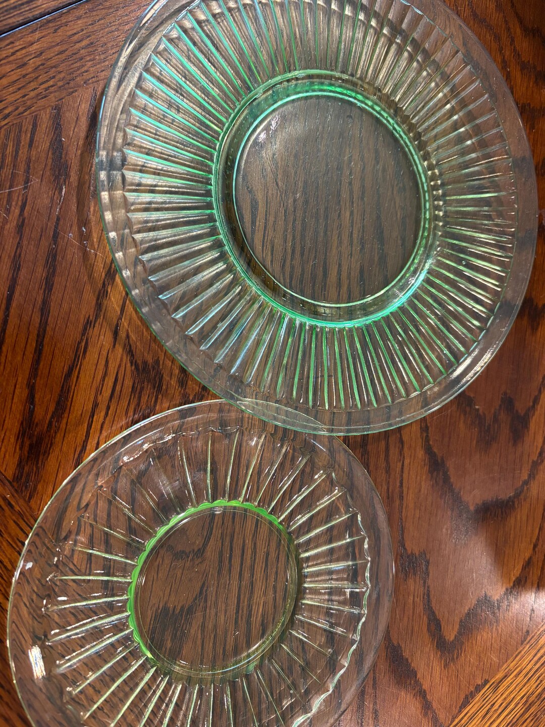1930s Economy Glass Round Robin Plates, Green - Etsy Canada