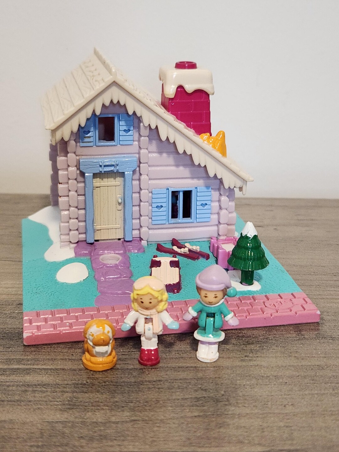 1993 Polly Pocket Ski Chalet by Bluebird Toys - Complete With All ...