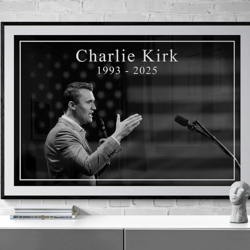 Charlie Kirk Canvas Painting - Etsy