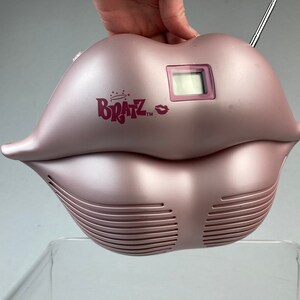 Y2K Bratz CD Player Radio Combo Boom Box Iconic Lips Design - Etsy