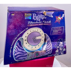 Y2K Bratz CD Player Radio Combo Boombox Stereo With Flip Vanity Light ...