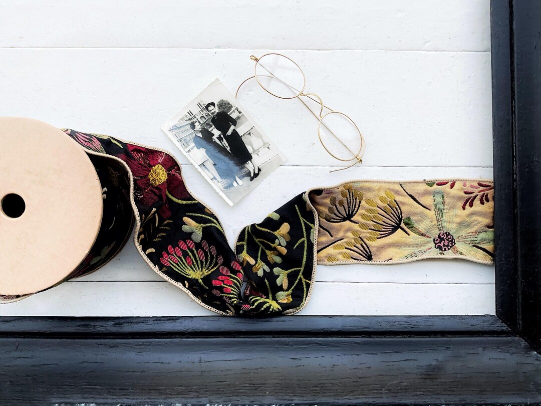 2 1/2 Reversable Ribbon, Floral Tapestry Style Wired Ribbon, Champagne ...