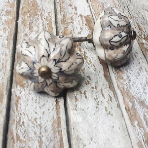 Gray Ceramic Scalloped Knob-dresser Hardware-autumn Fall-decor-new York Loft-modern Grey ...