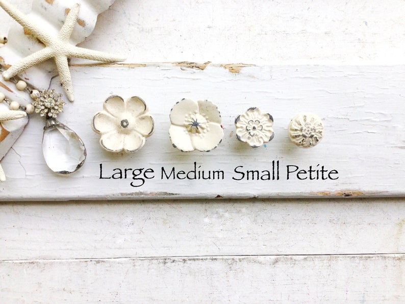 Sculpted Creamy Ivory Flower Knobs , Shabby Chic Dresser Drawer Pulls ...