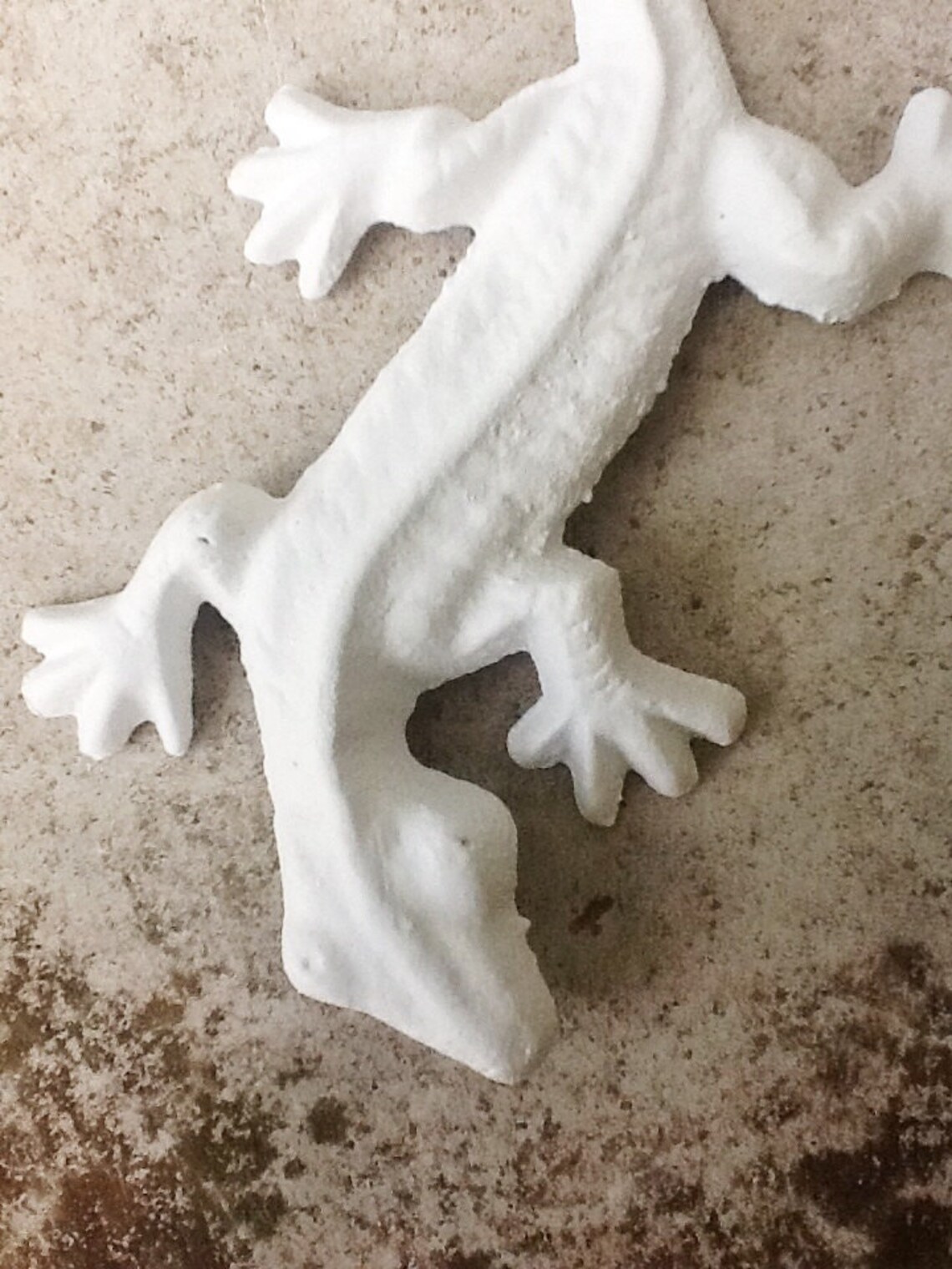 Cast Iron Rust Garden Gecko Lizard Figurine In WHITE-Gift For | Etsy