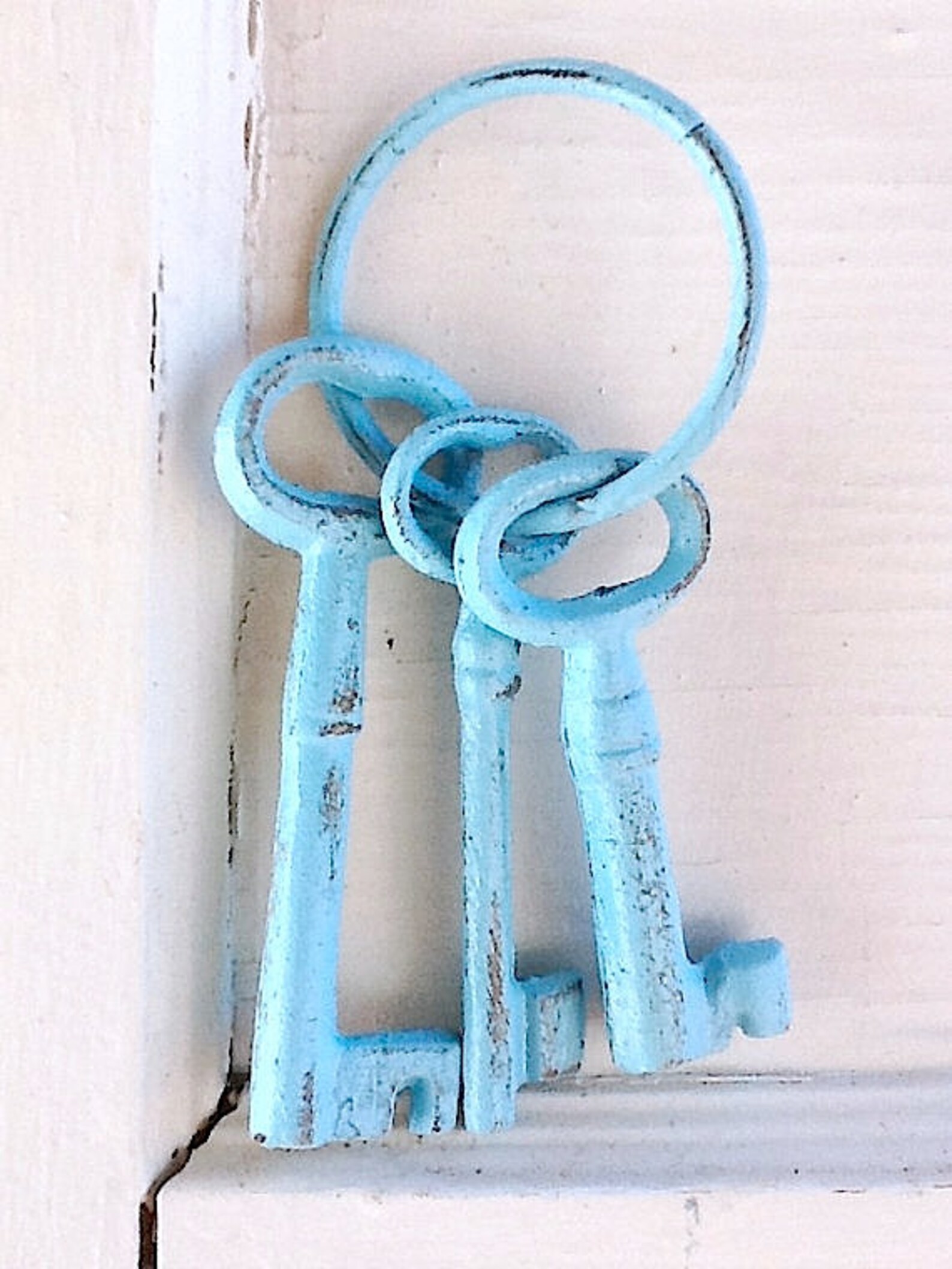 Country Red Vintage Shabby Chic 3 Cast Iron Skeleton Keys On | Etsy