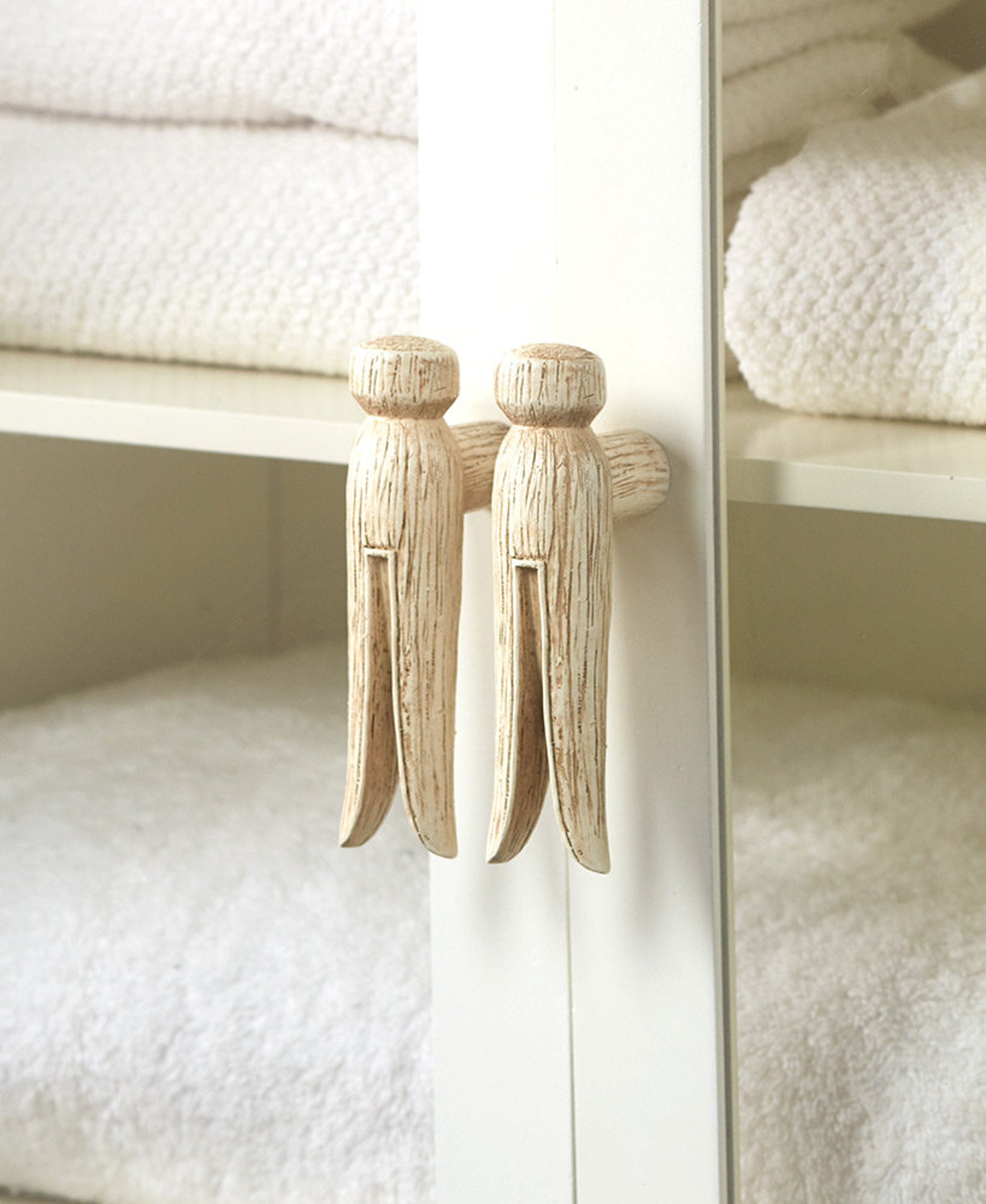 Vintage Laundry Clothes Pin Pulls Shabby Kitchen Knobs - Etsy