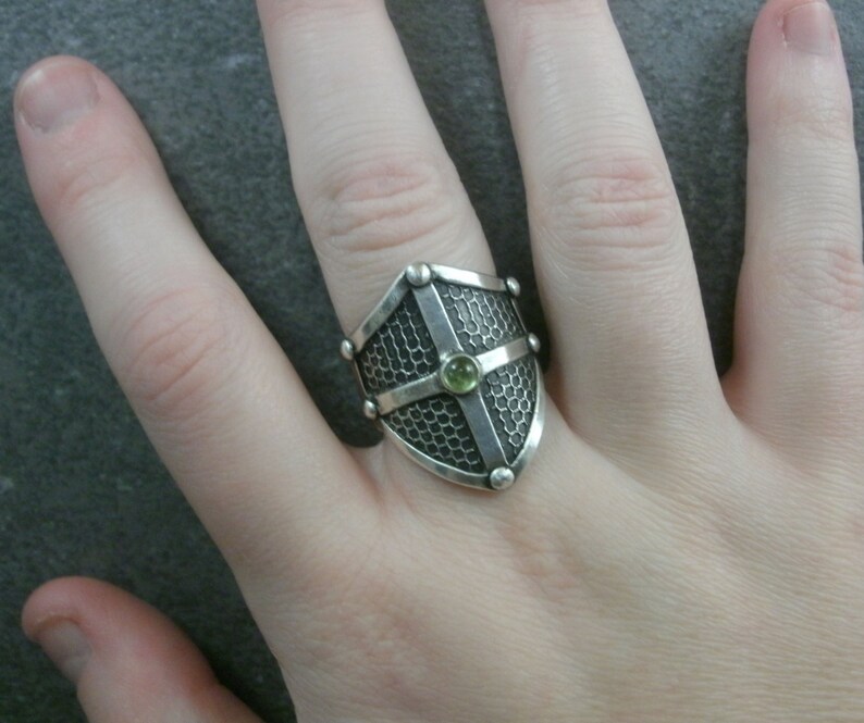 Shield Ring Fine Silver Dot Texture- Cabochon Stone Ring- Renaissance ...