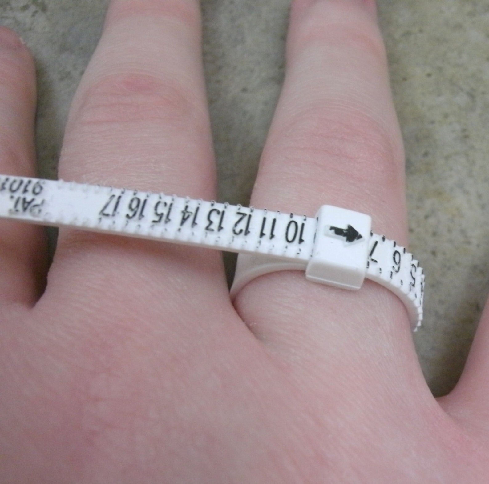 Ring Sizer- Adjustable Ring Sizer- Ring Size Finder- US Sizes 1-18 ...