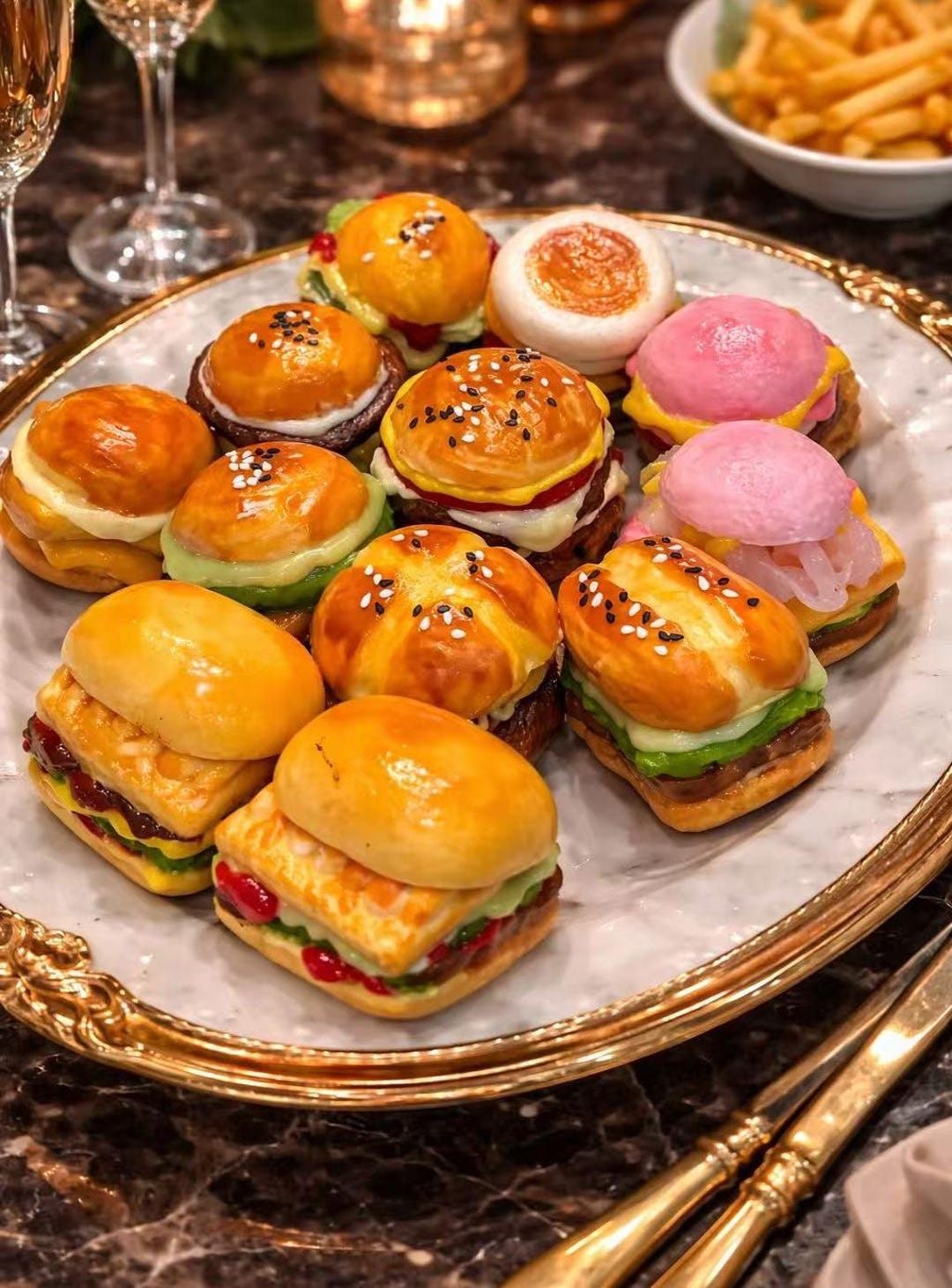 Ultra Realistic Burger Taba Squishy Collection: Kawaii Desk Decor ...