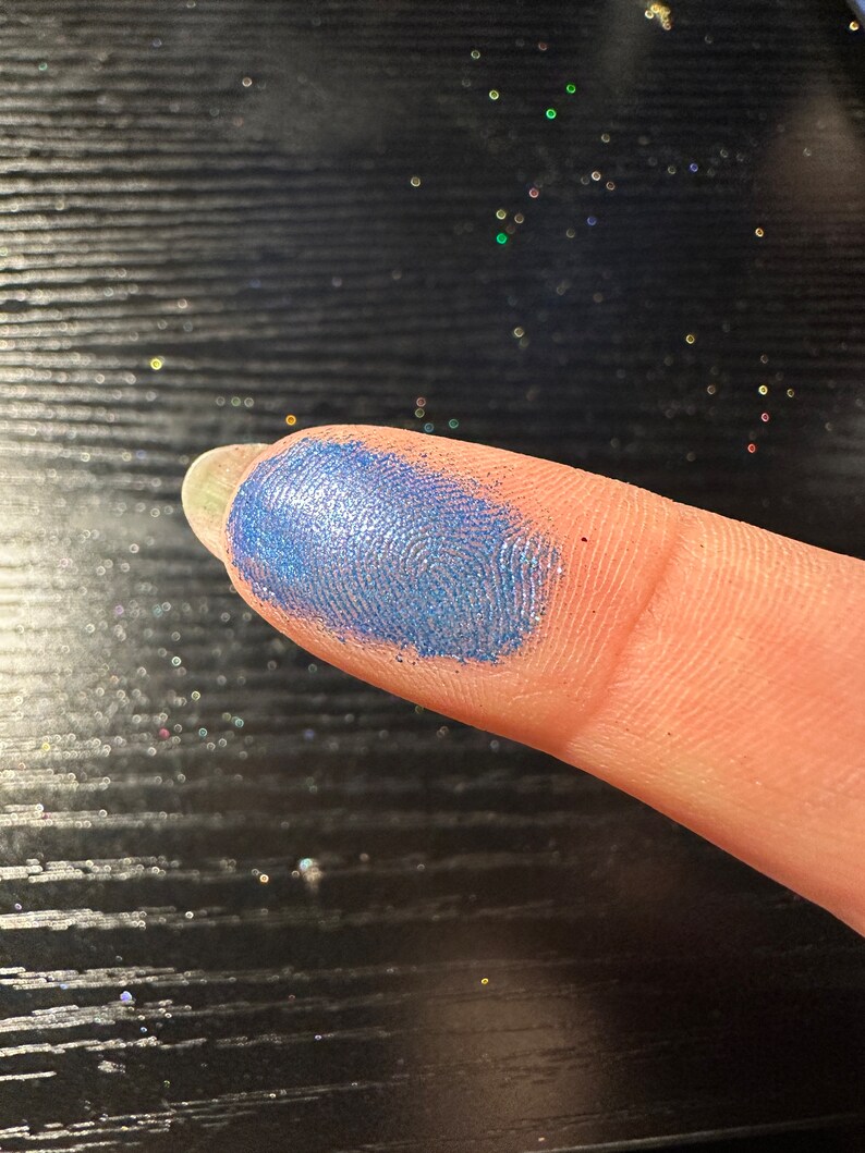 Lagoon - Dark Blue Duochrome Pressed Glitter Eyeshadow 26mm Pan - Etsy