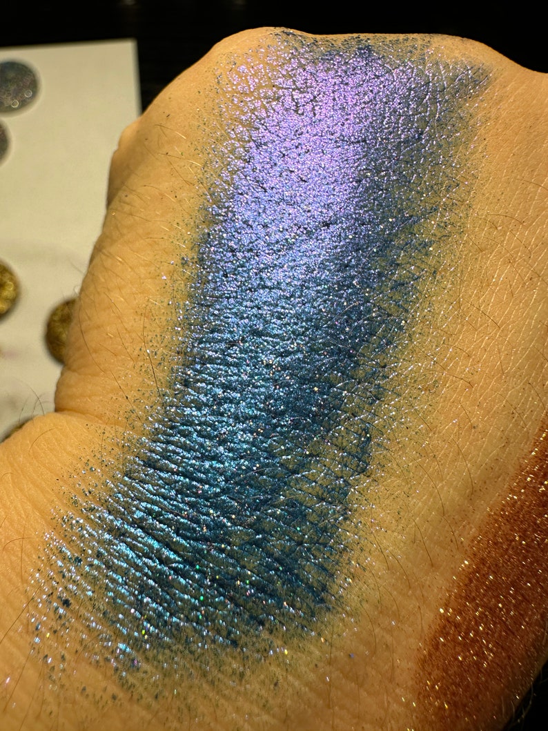 Lagoon - Dark Blue Duochrome Pressed Glitter Eyeshadow 26mm Pan - Etsy
