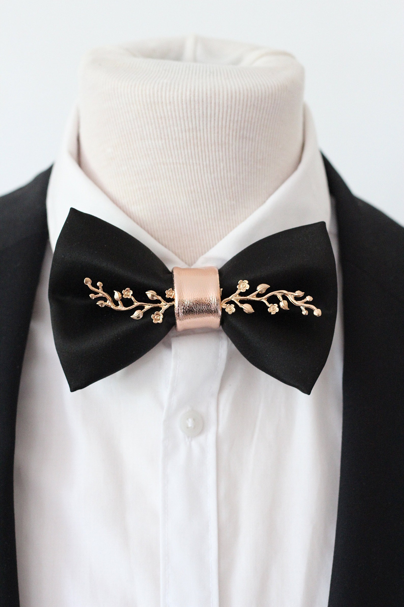 Black Bowtie Gold Mens Silk Bow Tie for Men Gold Wedding Bow - Etsy