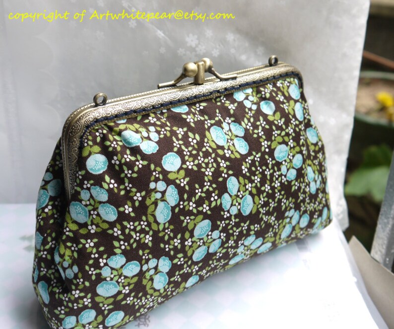 Double Kiss Lock Frame Wristlet Bridesmaids - Etsy