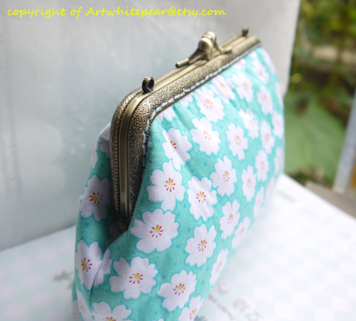 Double Kiss Lock Frame Wristlet Bridesmaids - Etsy