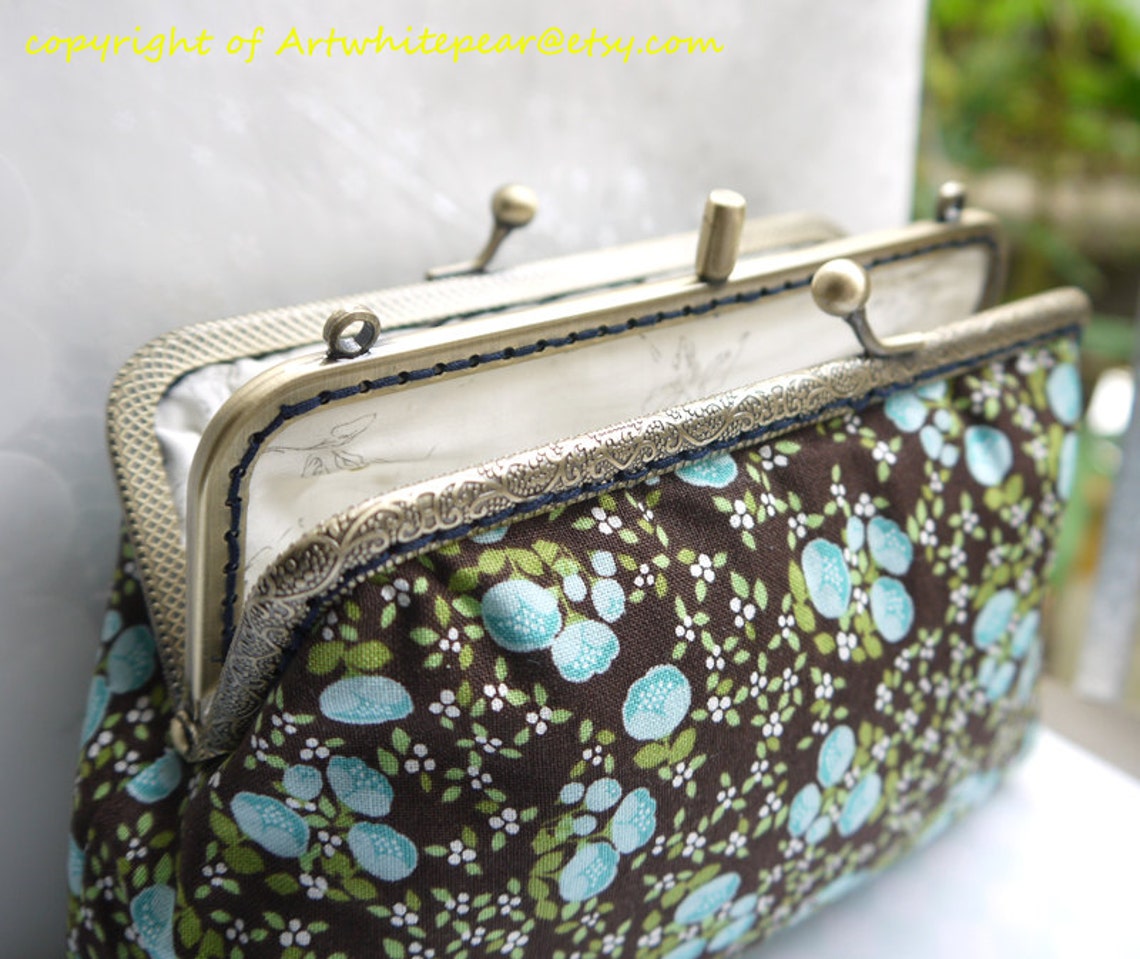 Double Kiss Lock Frame Wristlet Bridesmaids - Etsy