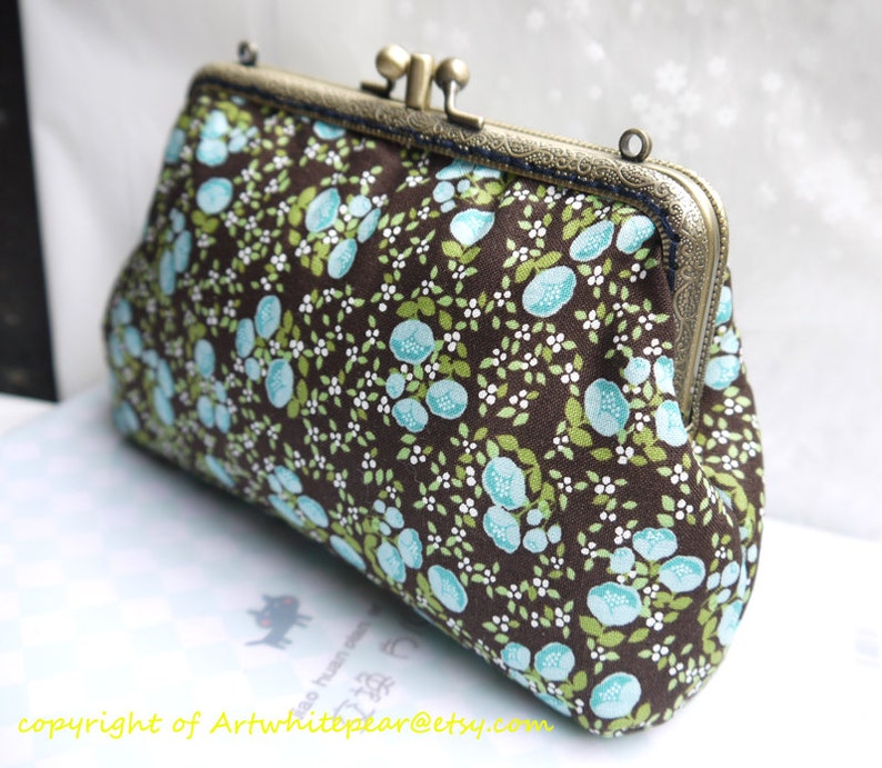 Double Kiss Lock Frame Wristlet Bridesmaids - Etsy