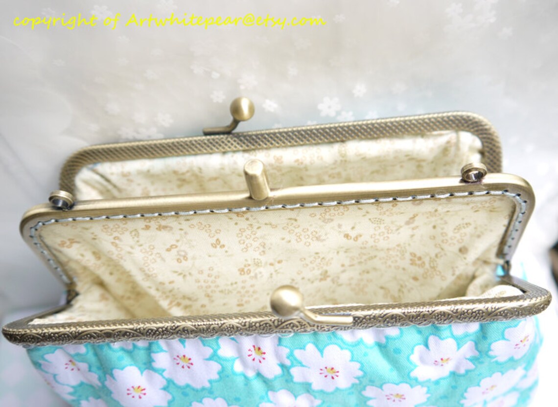 Double Kiss Lock Frame Wristlet Bridesmaids - Etsy