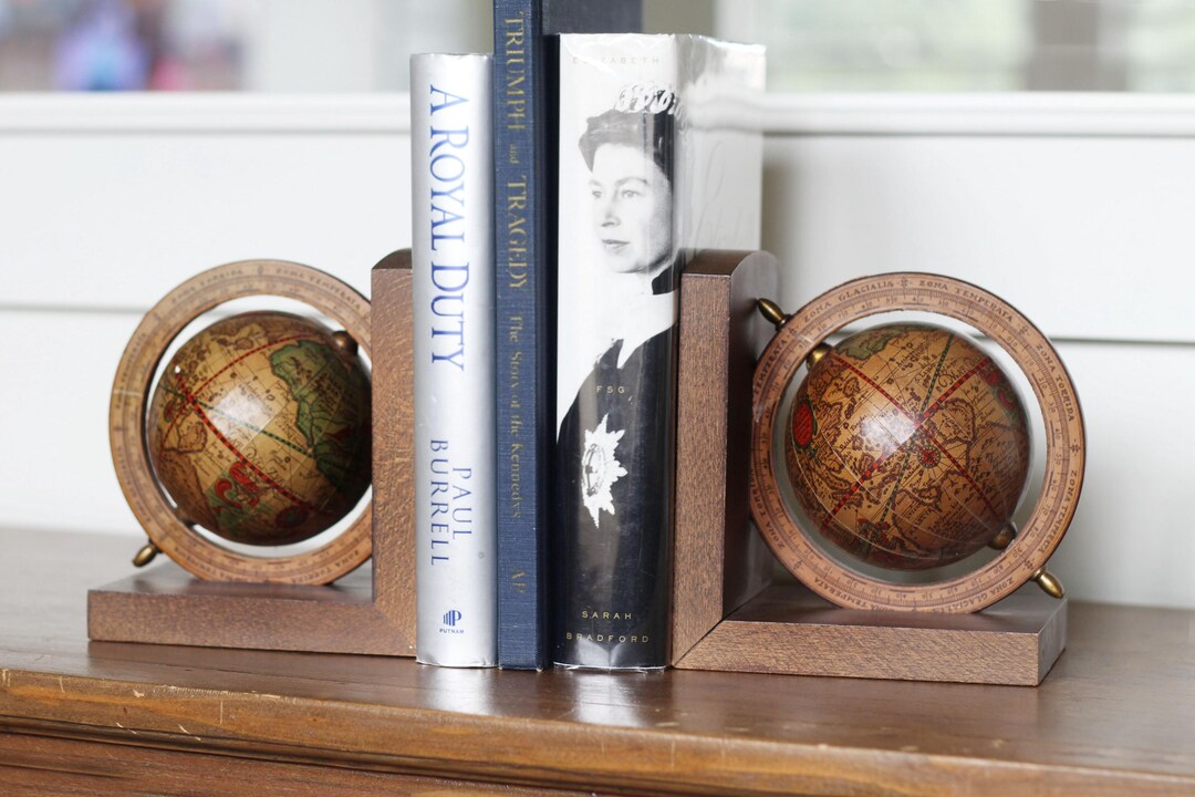 Vintage Old World Globe Bookends Made in Italy 1960's Wood and Brass ...