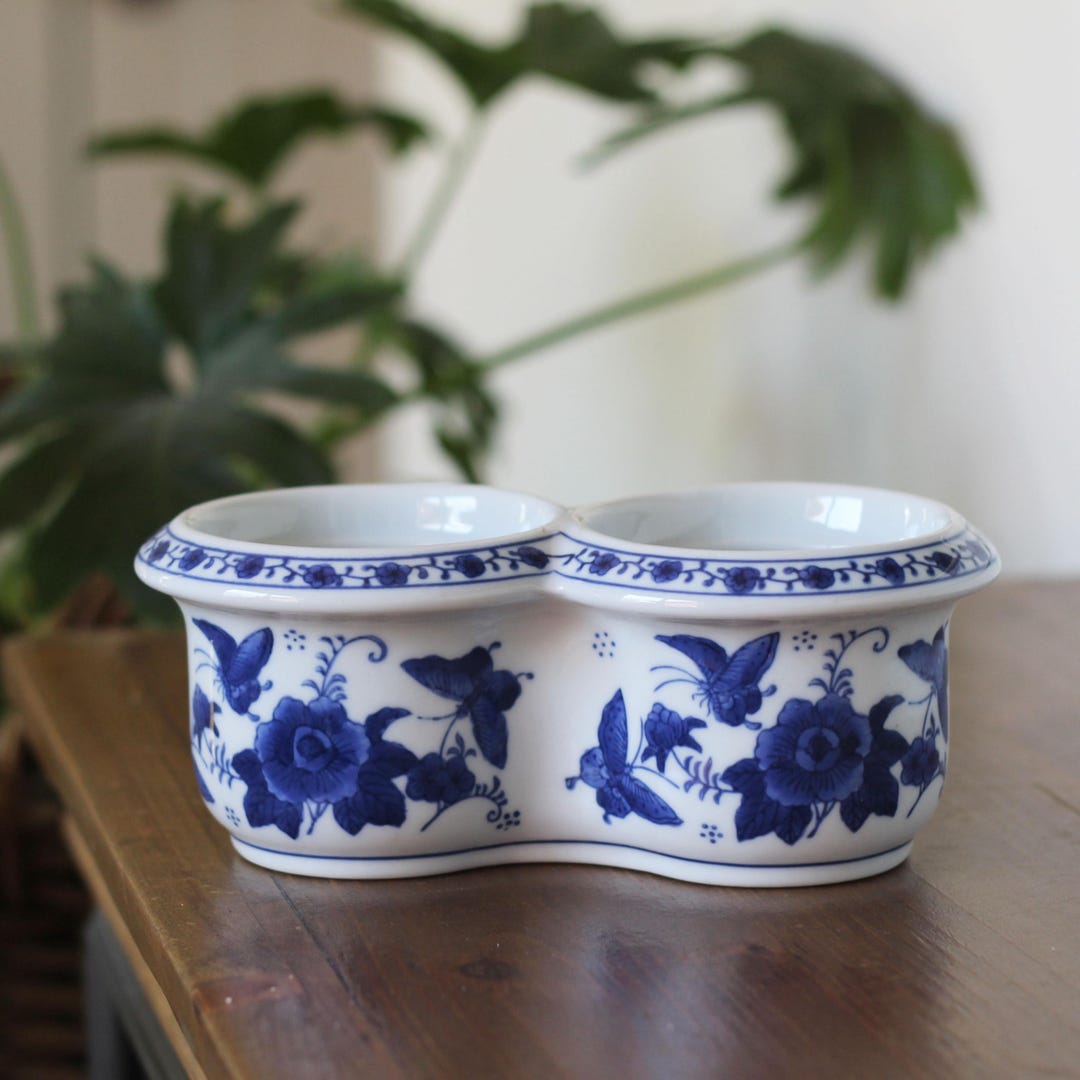 Vintage Botanical Blue & White Chinoisserie Double Flower Pot - Ceramic ...