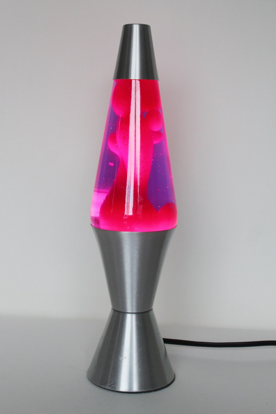 Vintage Lava Lite Lava Lamp 2002 16.5 Pink Wax Lava Lamp on Silver ...