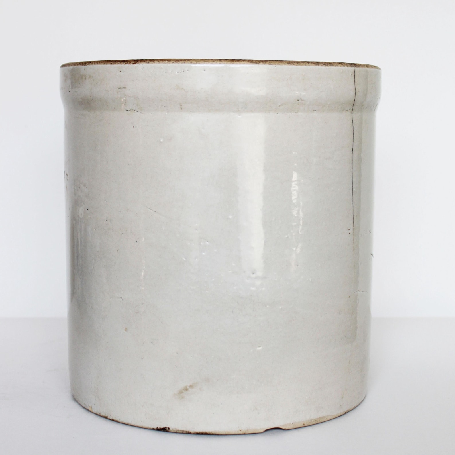 Antique Stoneware Saltglazed 2 Gallon Crock - Primitive Cream Stoneware ...