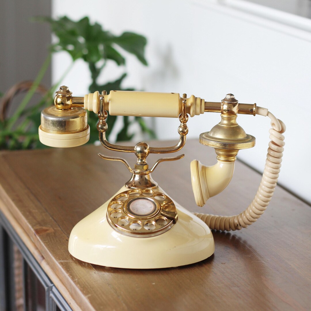 Vintage 1970's Hollywood Regency Style Rotary Phone - Vintage Light ...