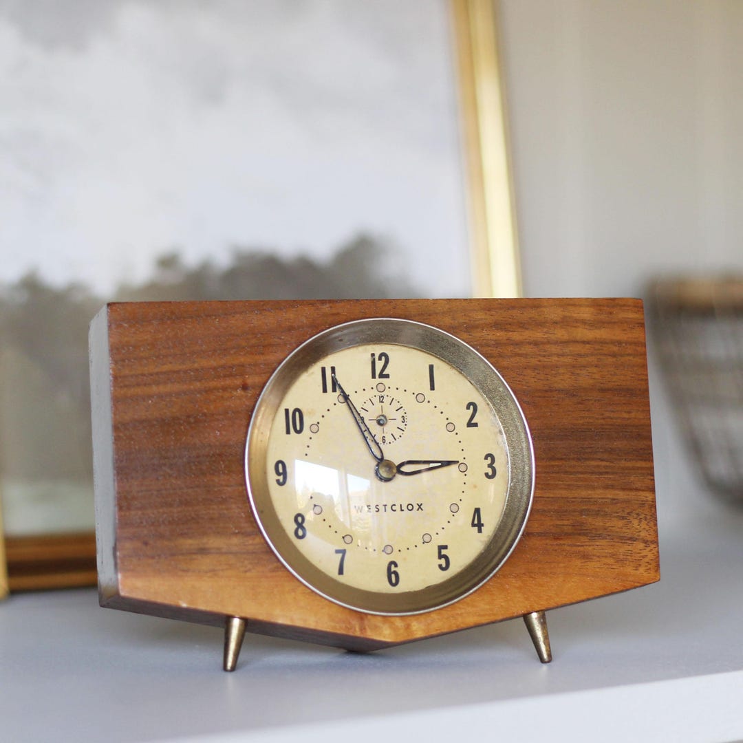 Vintage Westclox Mid Century Walnut Case Clock - Mid Century Mod Westclox Penthouse Wind up ...