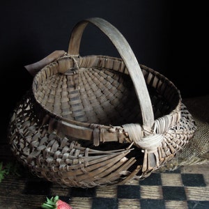Antique Wicker Basket With Handle / Rustic Handmade Basket / Splint ...