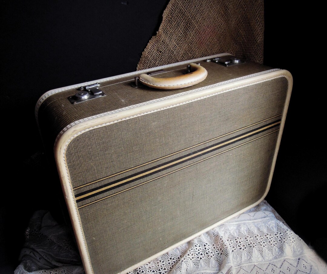 Vintage Tweed Suitcase Osh Kosh / Train Travel Overnight Case / Vintage ...