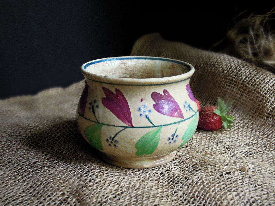 Antique Small Stick Spatter Spongeware Bowl or Pot Decorated With Red ...