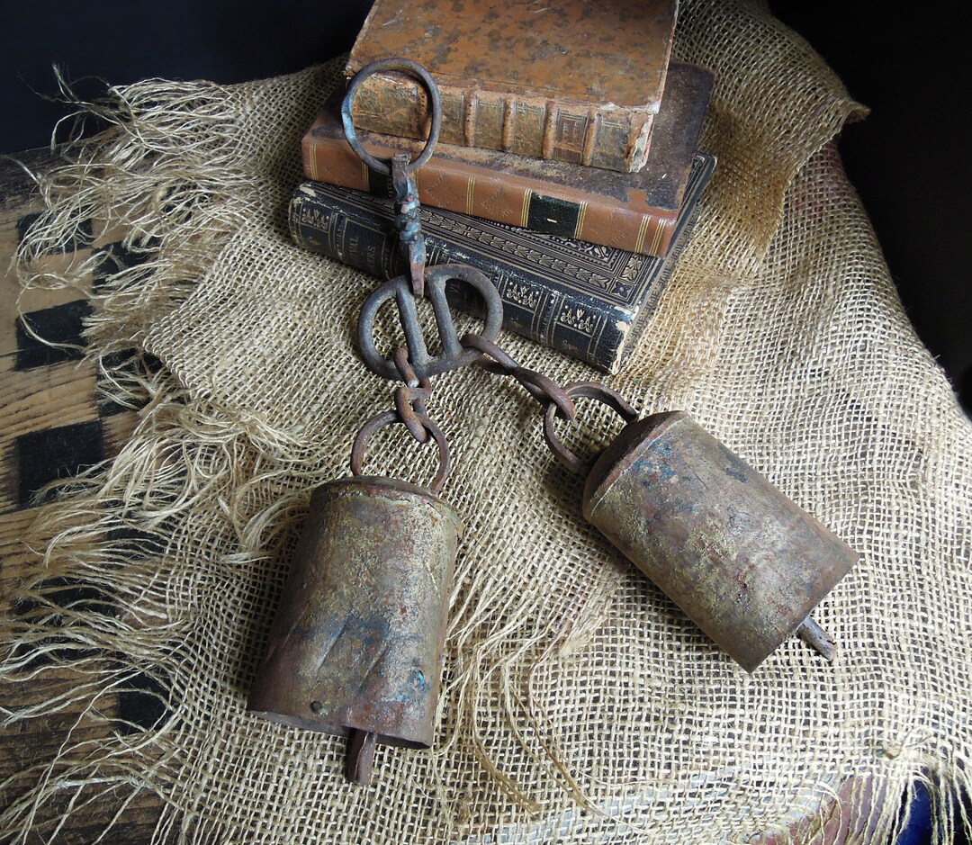 Vintage / Antique Cowbell / Large Primitive Cow Bell / Metal Clapper ...