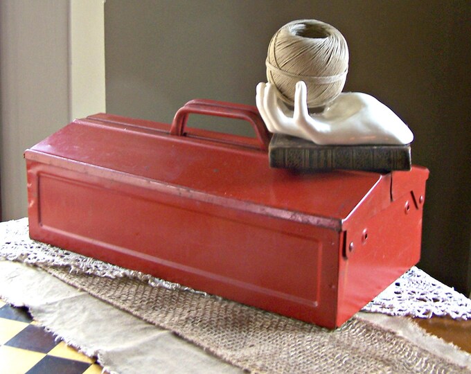 Vintage Rustic Red Tool Tote / Tool Box - Etsy
