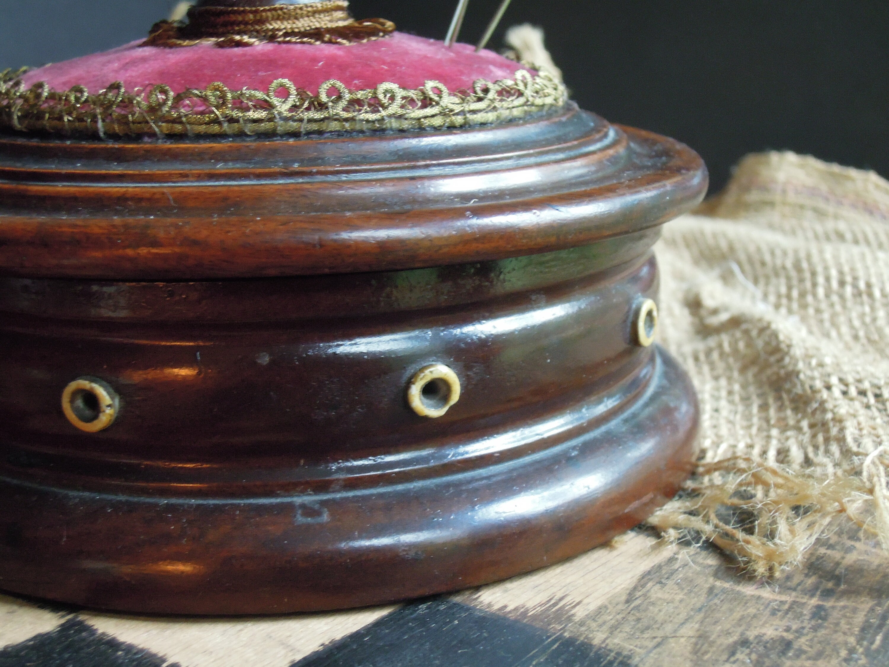 Antique Shaker Wood Pincushion Thread Holder / Shaker Thread - Etsy