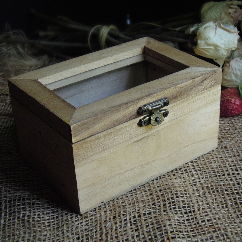 Vintage Display Box - Etsy