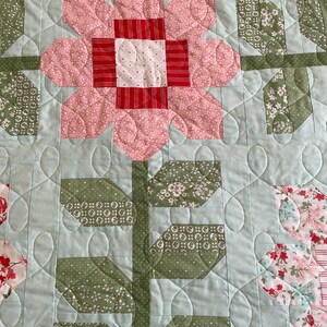 Edelweiss, a Thimble Blossoms Quilt - Etsy