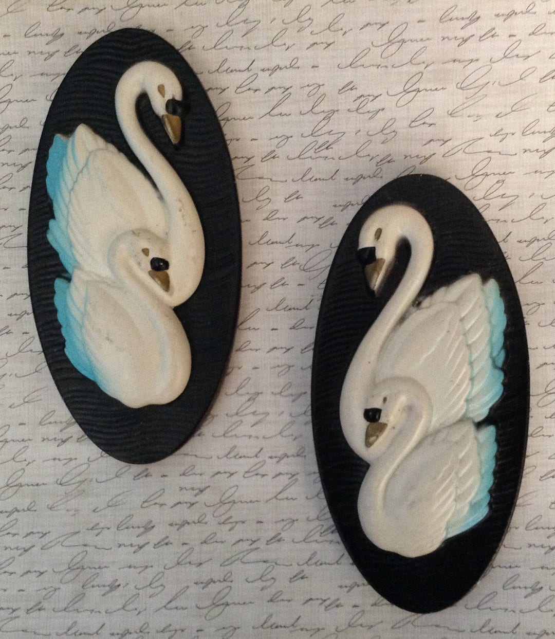 Vintage Swans Wall Hangings, Swan, Chalkware, Signed - Etsy