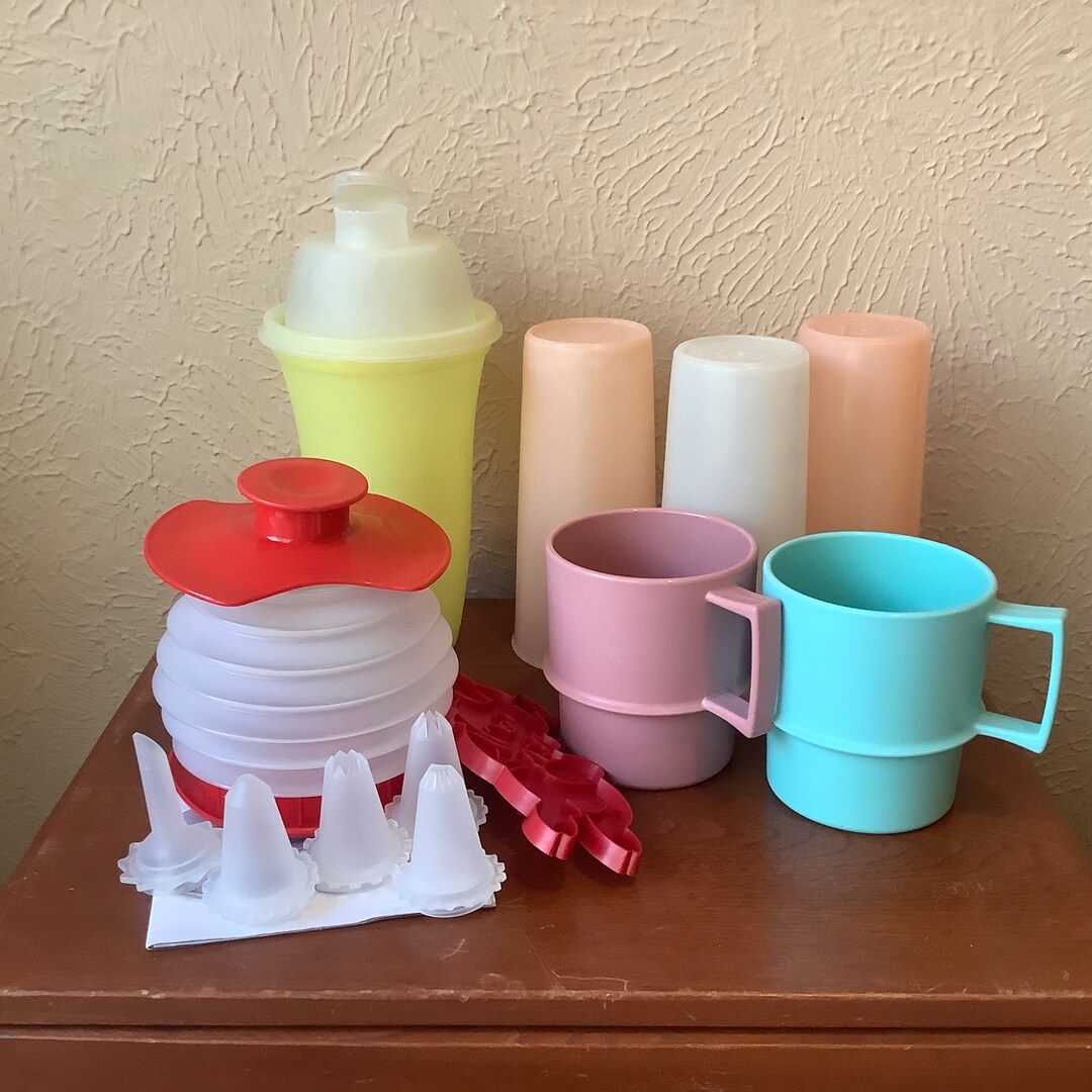 Tupperware Lot, Mugs, Tumblers, Quick Shake, Squeeze It - Etsy