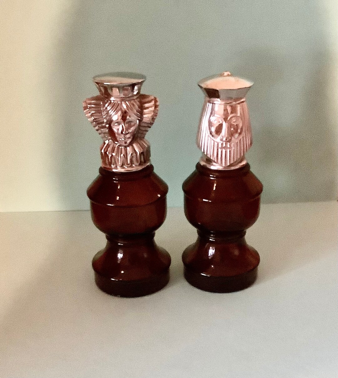 Vintage AVON Chess Pieces, King and Queen - Etsy