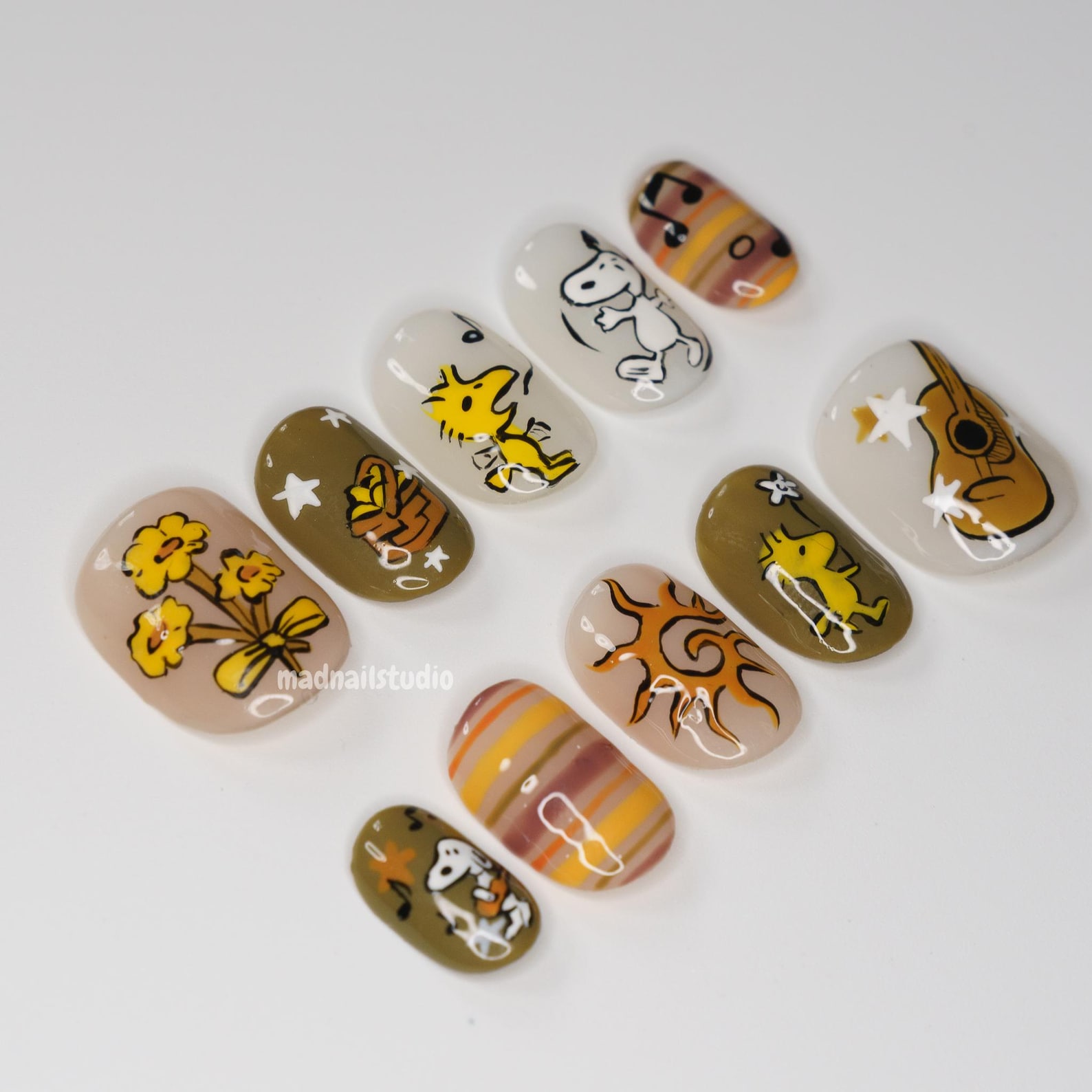 Peanuts Snoopy Press on Nails, Charlie Brown Woodstock Hand Painted Art ...
