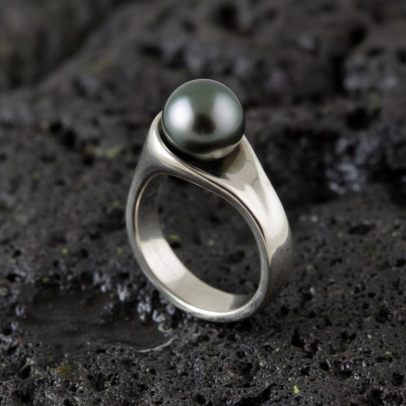 Modern Pearl Ring - Etsy